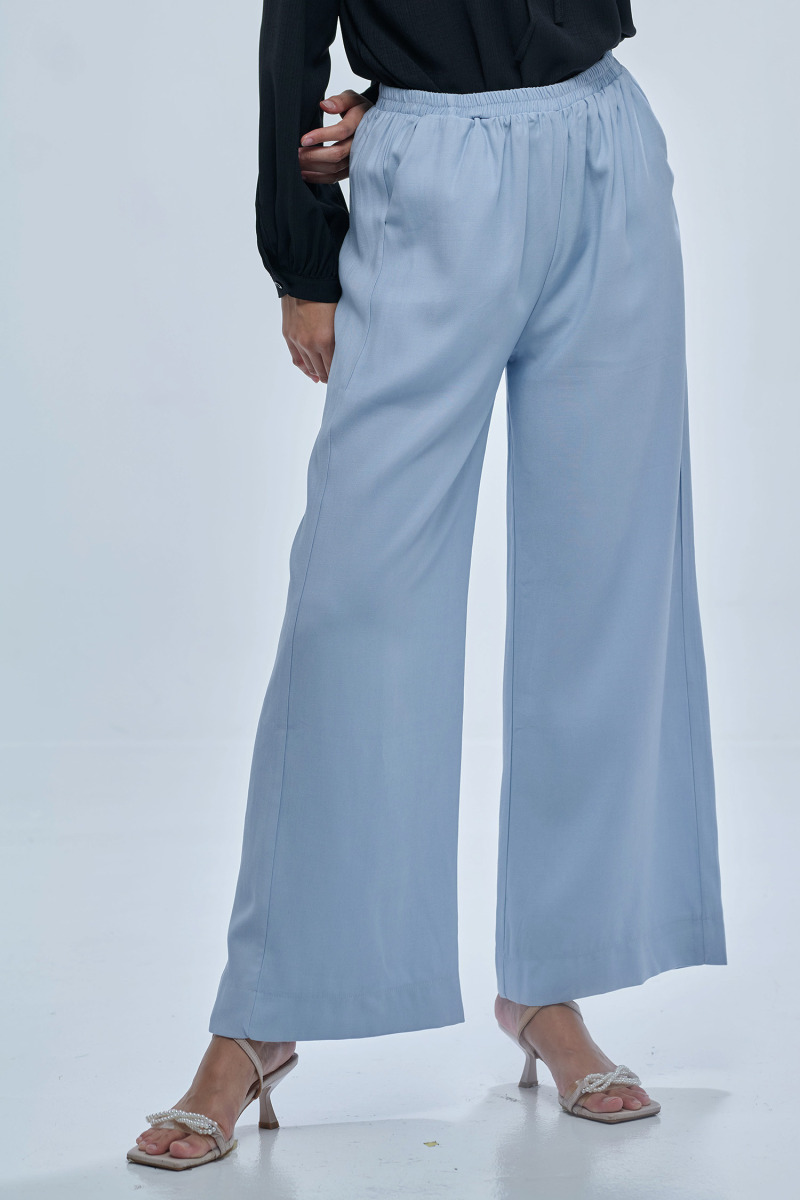 Blue Esha Loose Straight Cut Pants - MC Vogue Malaysia