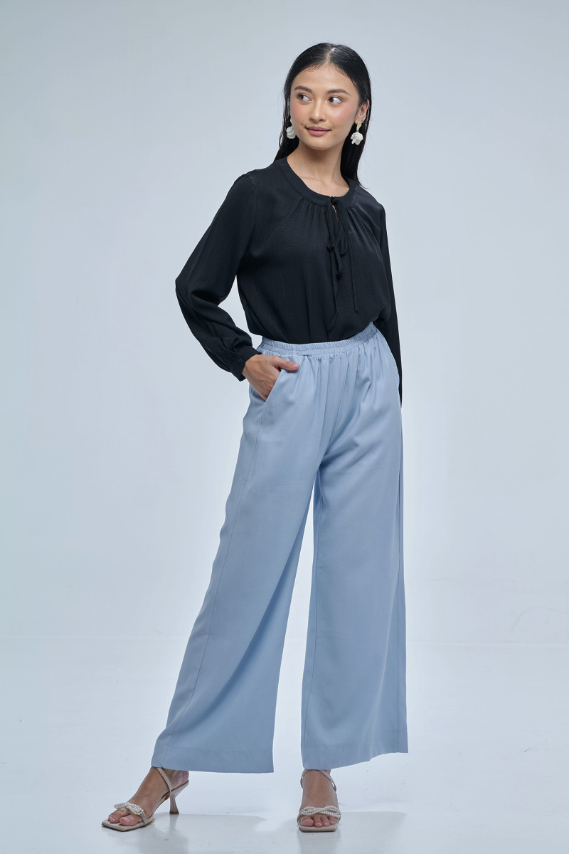 Blue Esha Loose Straight Cut Pants - MC Vogue Malaysia
